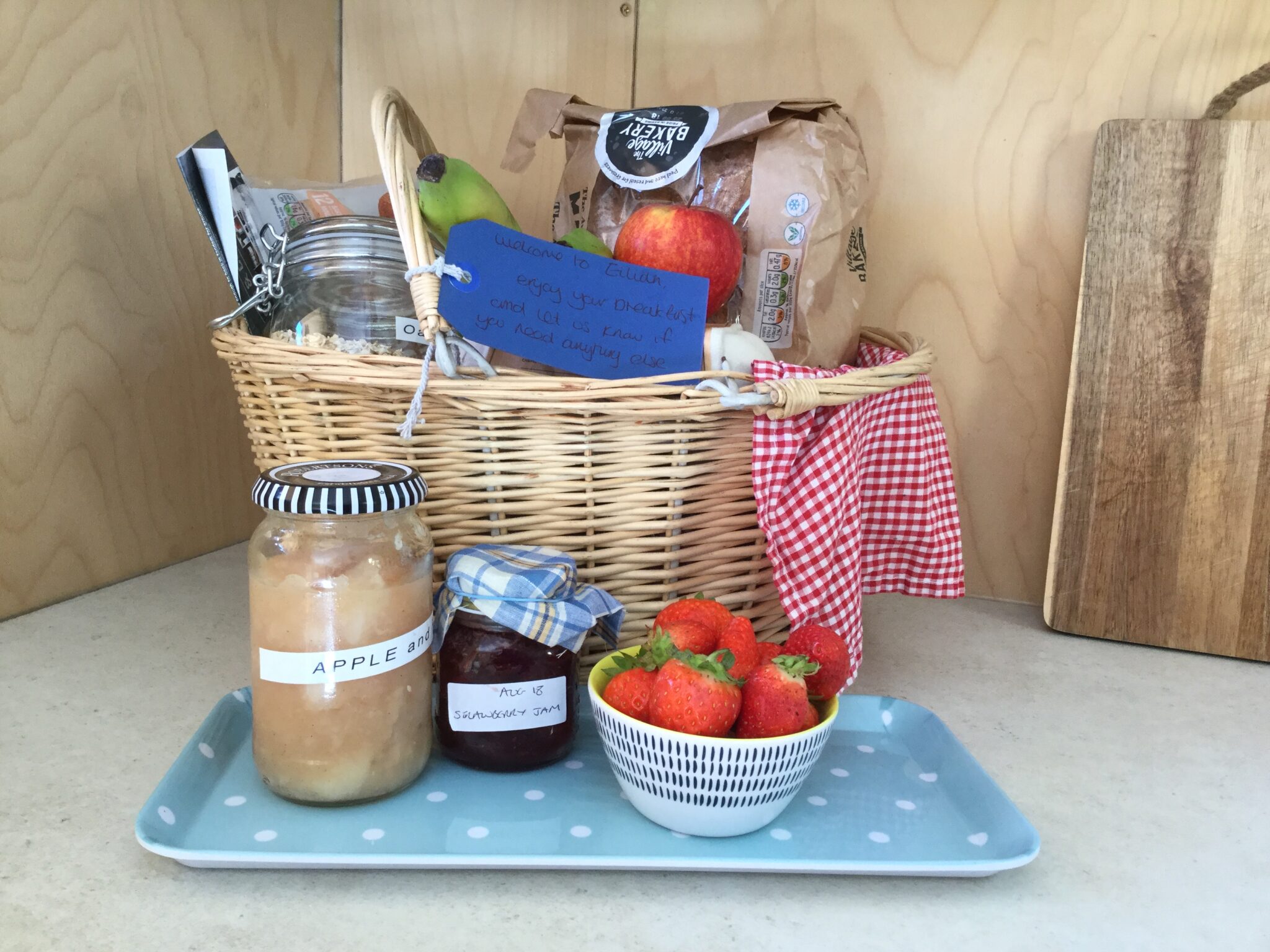Breakfast Baskets | Tiny Homes Holidays